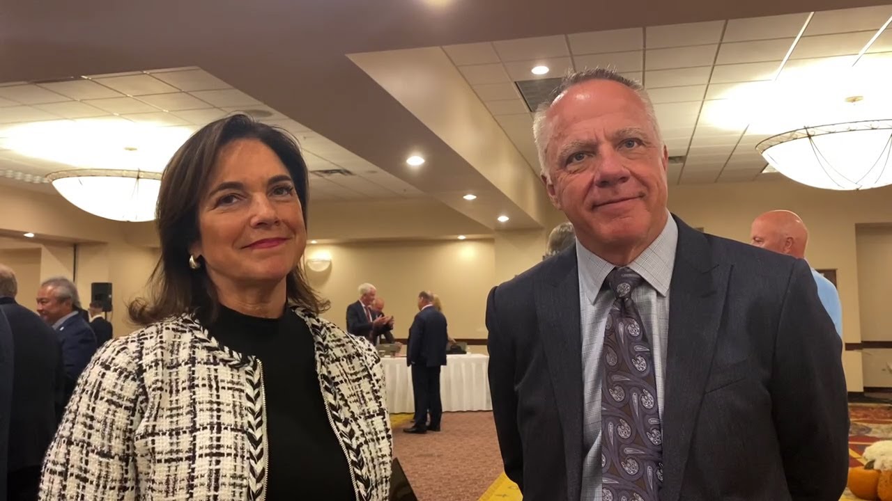 Cedar Crossing Casino & Entertainment Center pitched to Iowa Racing and ...