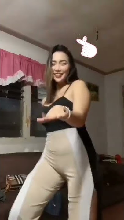 tiktok janda muda hot cantik goyang ebot bigo live - YouTube