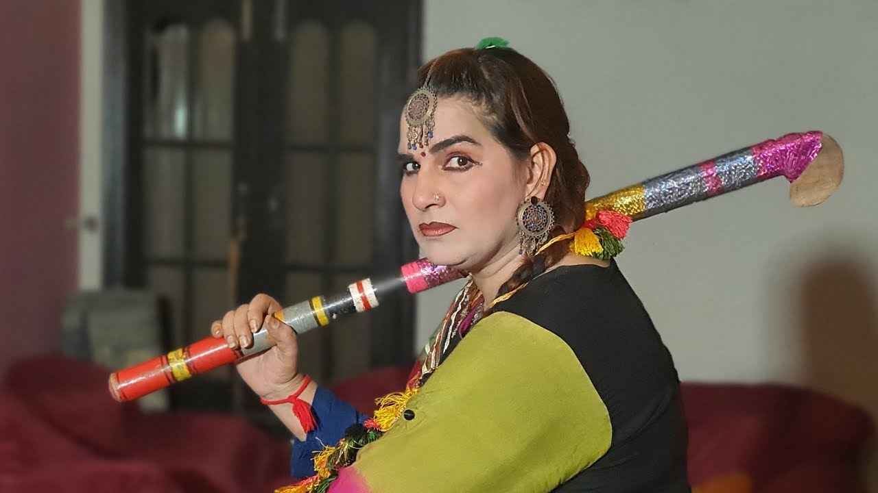 Alia malik original is going live with team - YouTube