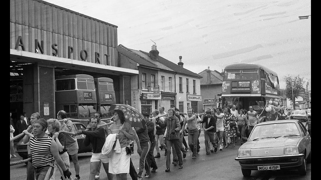 CROYDON CHARITY BUS PULL - Probably mid 80's - YouTube