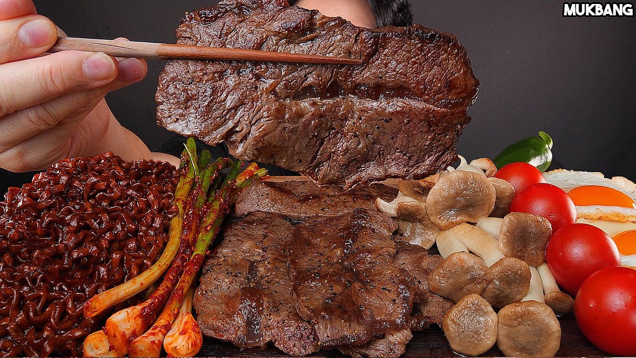 ASMR MUKBANG | BEEF STEAK 🥩 MUSHROOM BLACK BEAN NOODLES KIMCHI FRIED ...