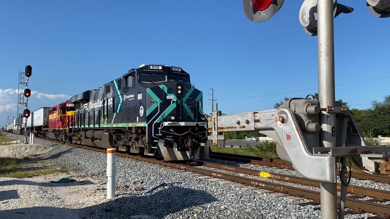 FEC 105 at viera Blvd @ 4:58pm (no LNG tender) - YouTube