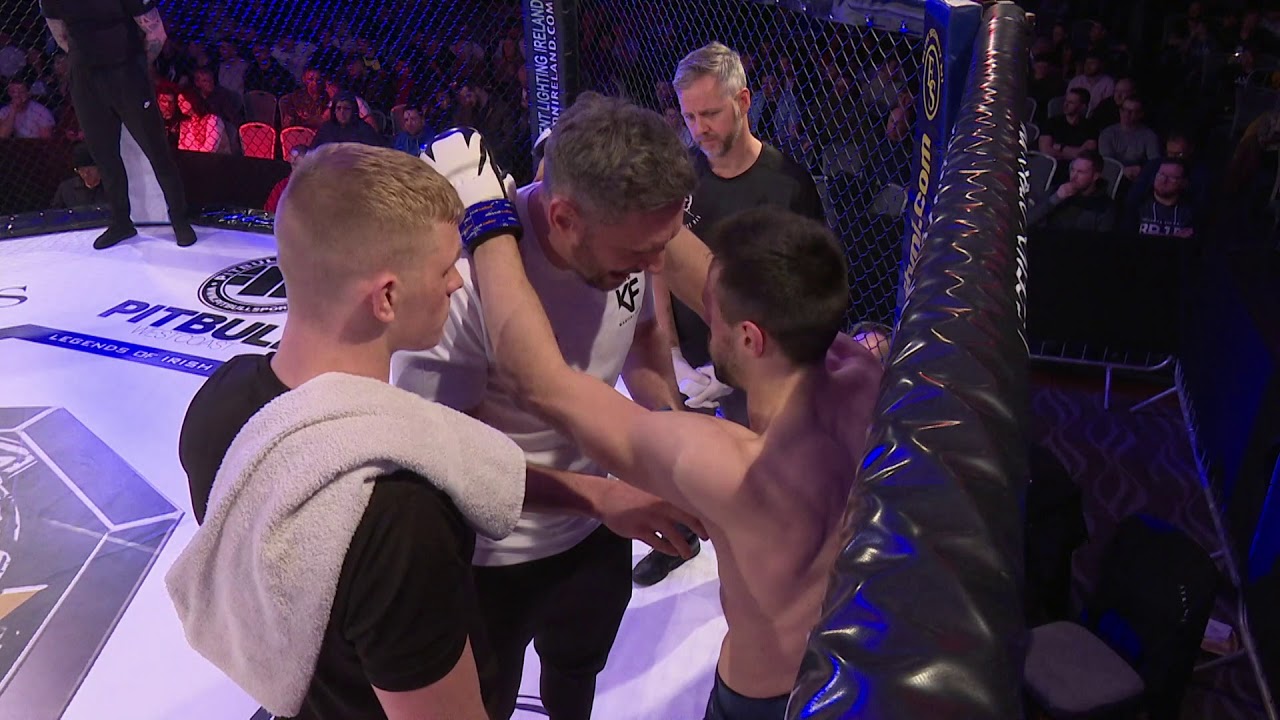 Clan Wars 37 Darragh Kelly v Carl Gallagher - YouTube
