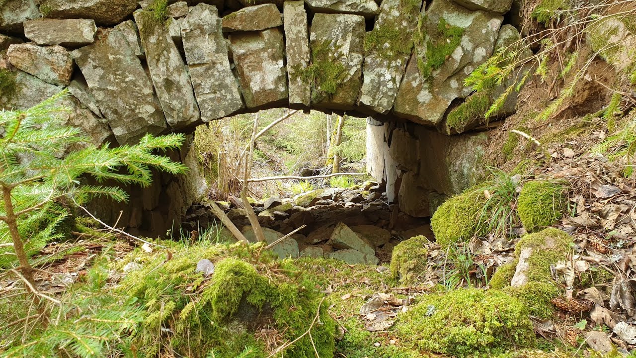 Den gamla kvarndammen vid Tidningshyttan - YouTube