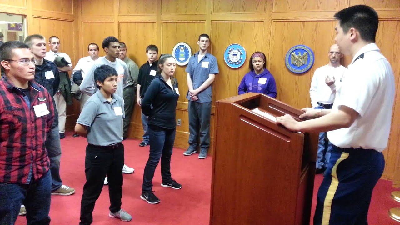Chelsea Anders swearing into Marines & shipping - YouTube