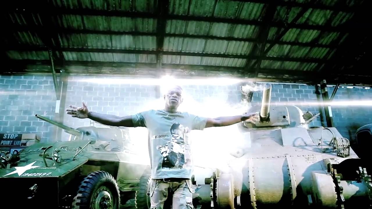 Despo' Rutti - Dangeroots (Clip Officiel) - YouTube