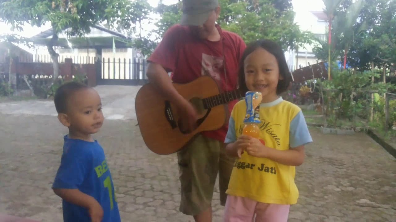 PENGAMEN PERMISI BU PERMISI PAK - YouTube