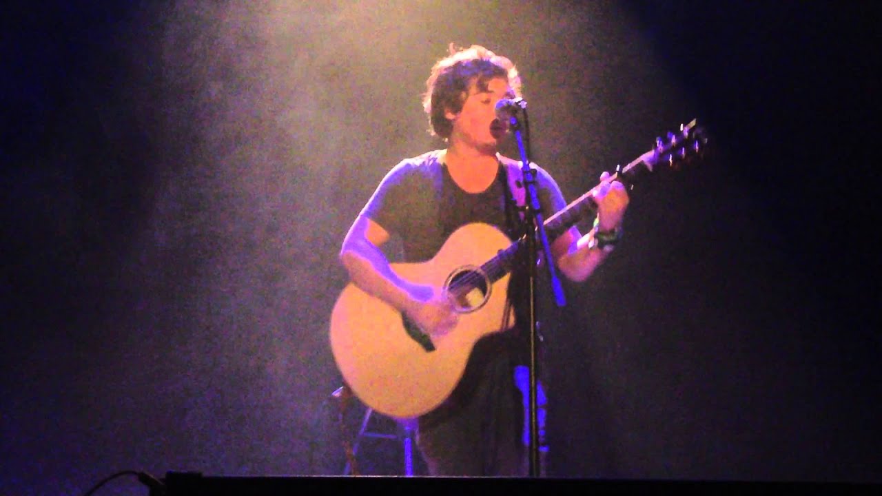 Daniel Dobbs - Chocolate (Cover) @ RePlay Live - YouTube