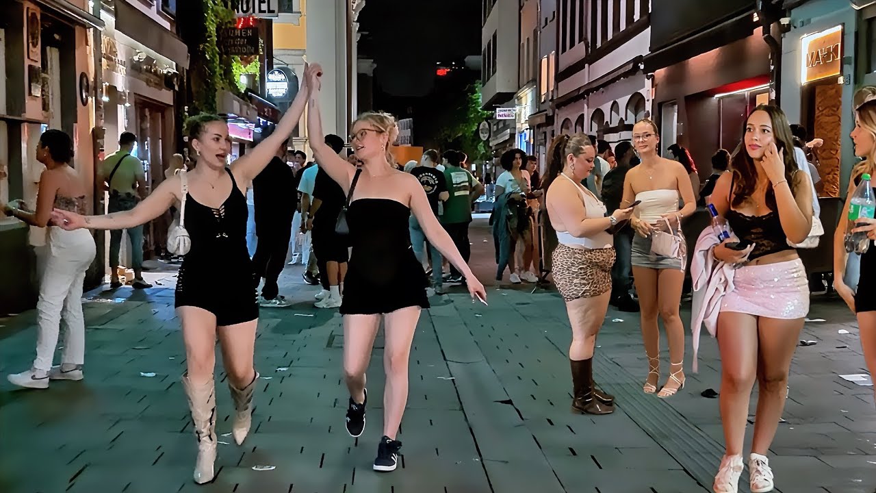 Nightlife, Germany 🇩🇪 | See what the German girls do before midnight at ...