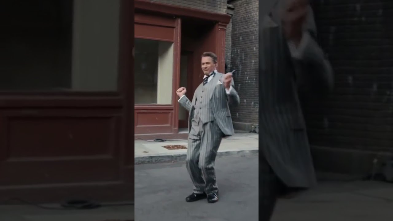 Robert Downey Jr Dancing in Suit 🤗 - YouTube