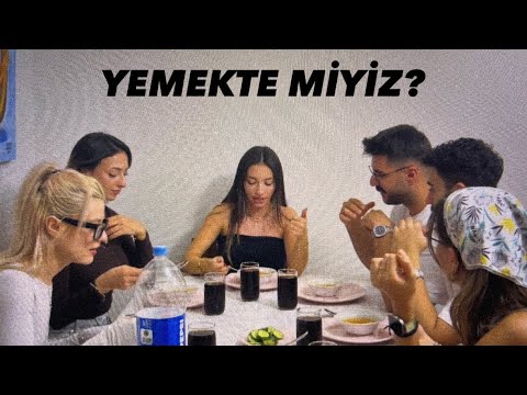 YEMEKTE MİYİZ??