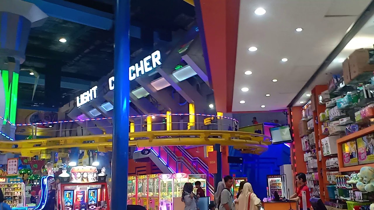 Timezone Supermal Lippo Karawaci - YouTube