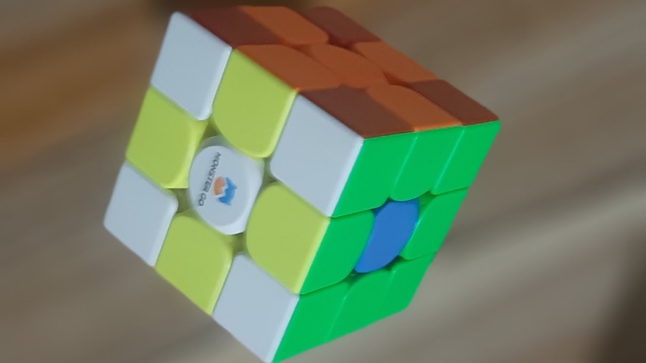 TRIPLE COMPENSATION TRICK IN RUBIC'S CUBE - YouTube