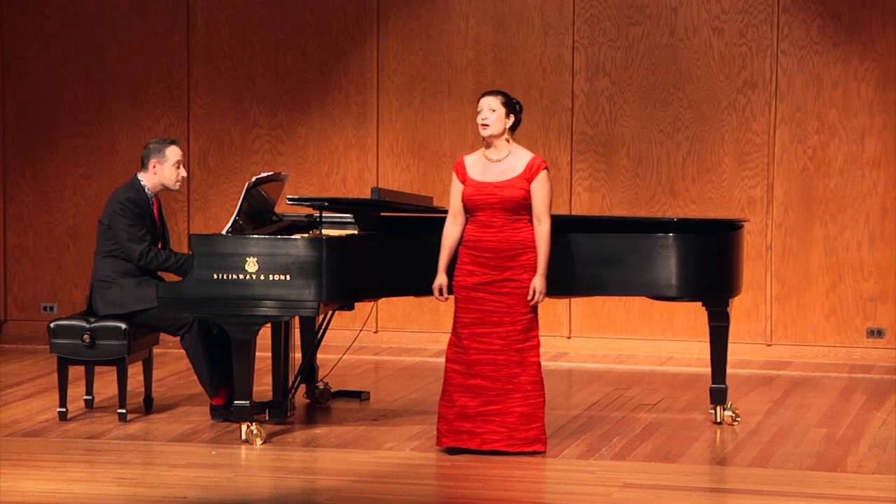 Stephannie Moore, Mezzo Soprano - YouTube