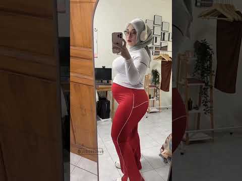 Guru Salsa BUMIL 😍😘🤩 #jilbab #hijabers #hijabstyle #hijab #gemoy #bumil #modelhijaber #dance