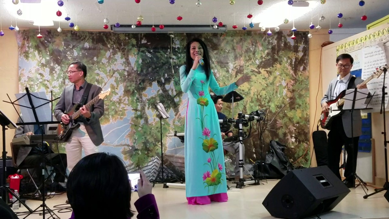 Xuân Miền Nam do Michelle trình bày - YouTube