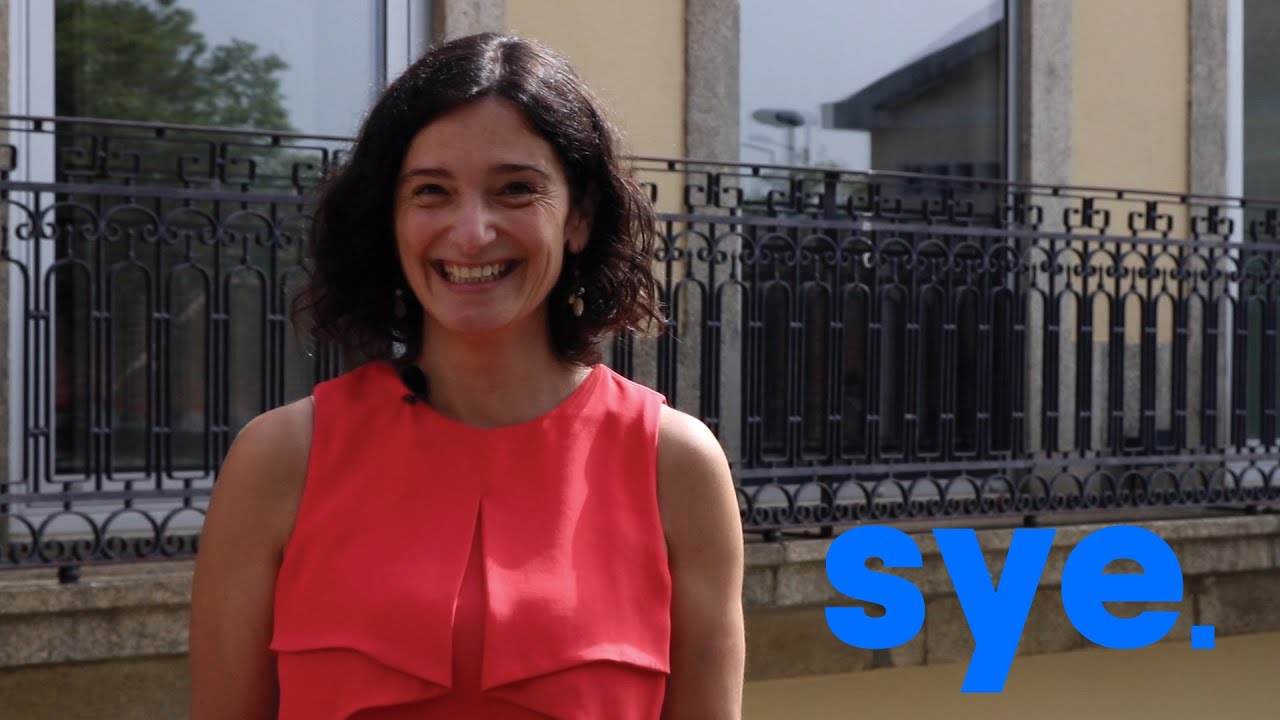 Share your experience | Eva Moreira - YouTube