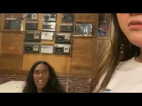 MPOK DANIA NGOMEL MULU AUTO NGEGAS | \