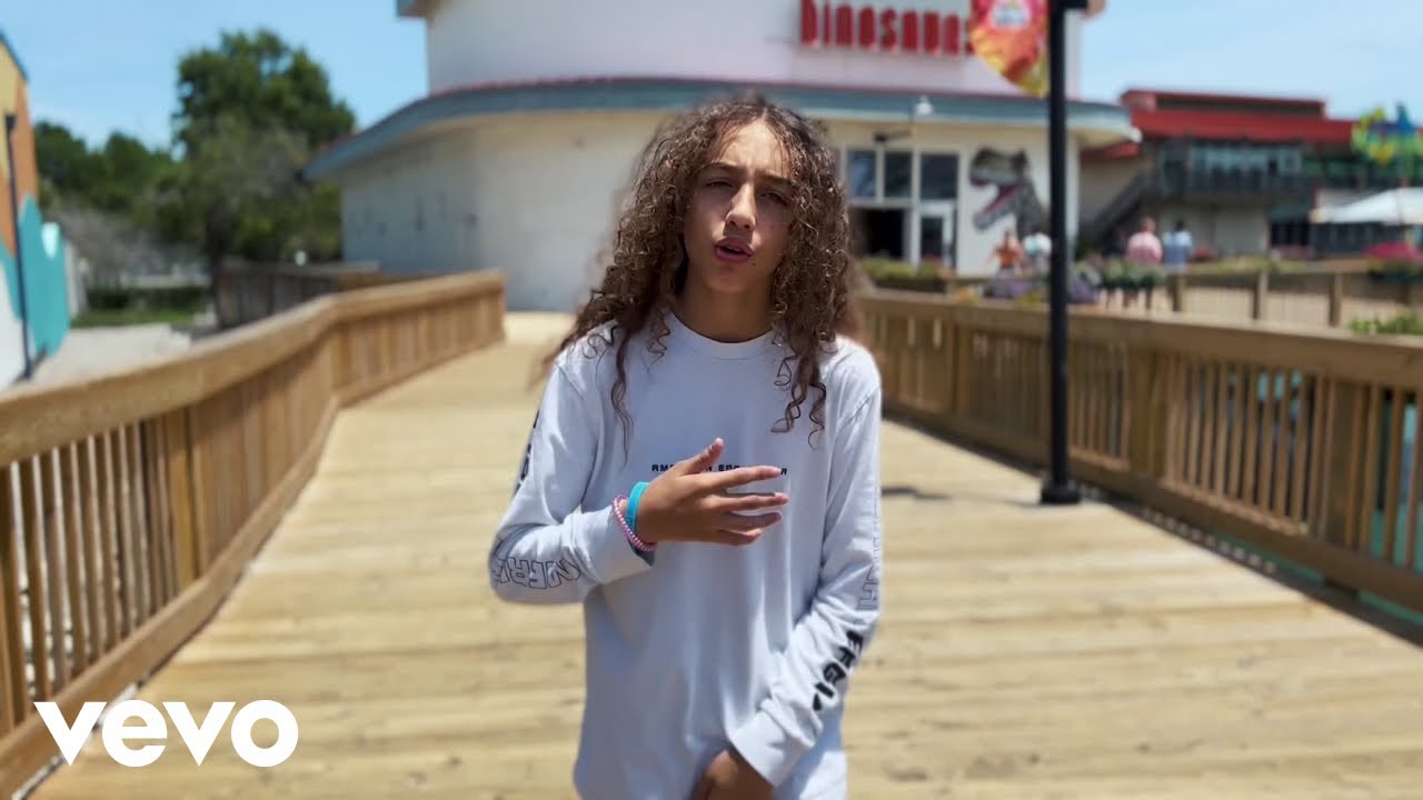 Lil Spooky - New World - YouTube