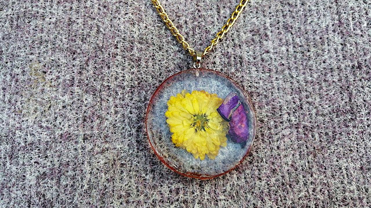 Dry flower in Epoxy project... Easy to make - YouTube