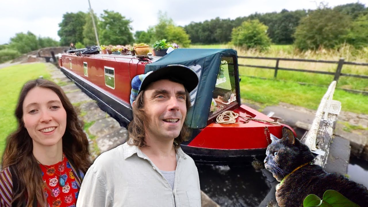 Our Off Grid Life On Water | Boating Solo With Two Narrowboats - YouTube