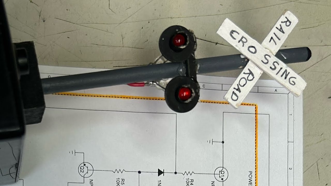 Rail road signal flasher circuit - YouTube