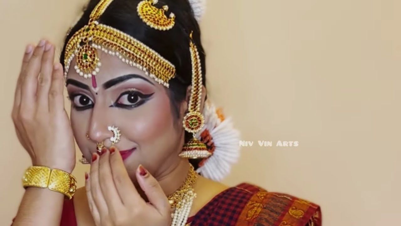 Bharatanatyam Makeup Look | Self Makeup | Hairstyle | Costume ...