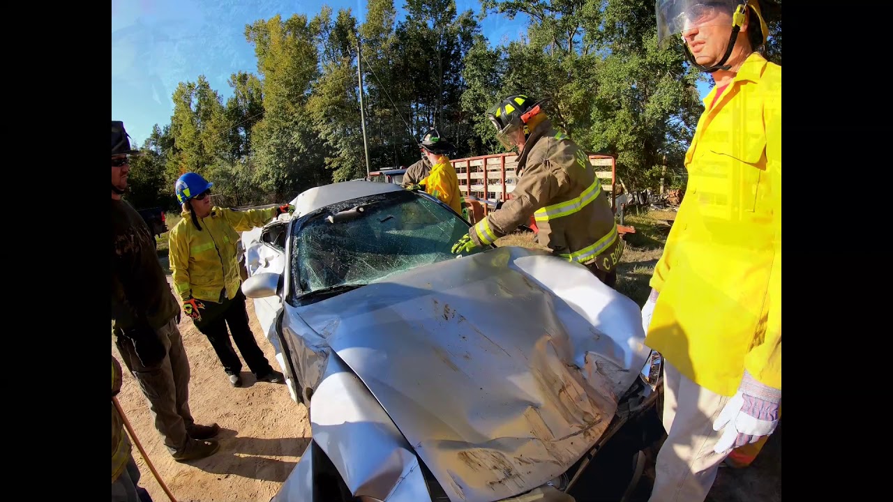 Vehicle Crash Extraction Training - YouTube