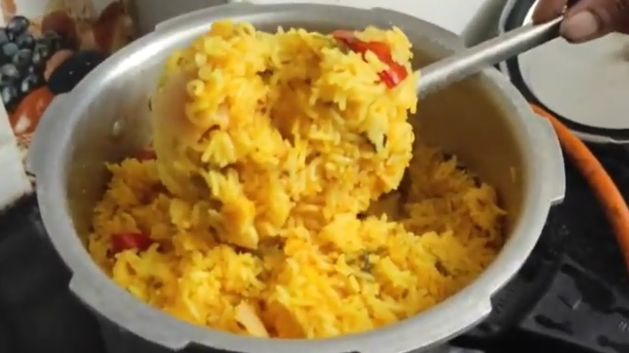 ARISI PARUPPU SATHAM RECIPE IN TAMIL | HOW TO MAKE EASY PAPUPPU SATHAM ...