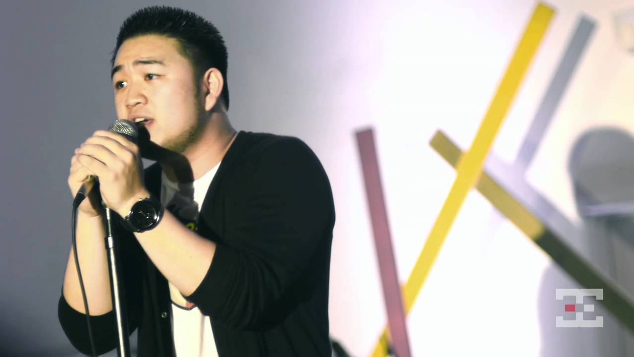 WEDDING DRESS - KEVIN LIEN (Osmosis 2011) - YouTube