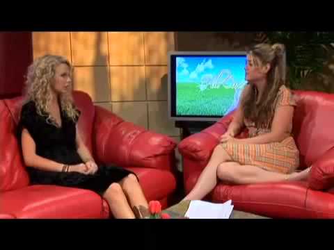Taylor Swift's 1st TV interview - YouTube