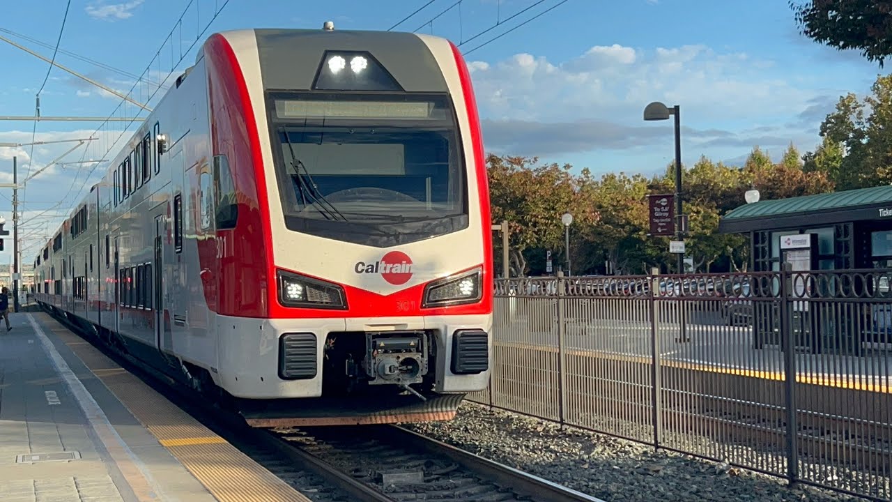 [Manual Announcements] Caltrain Stadler KISS EMU 301 & 302 in Local Svc ...