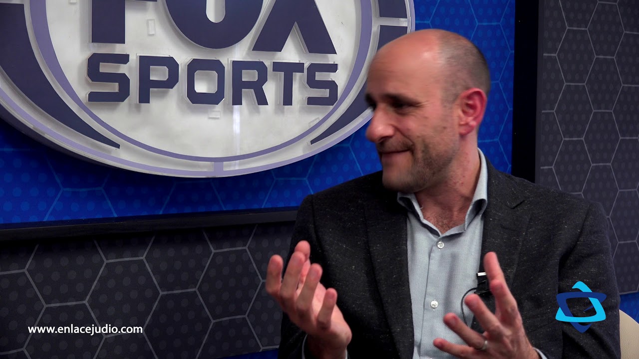 Entrevista exclusiva a Alberto Lati, comentarista de Fox Sports - YouTube