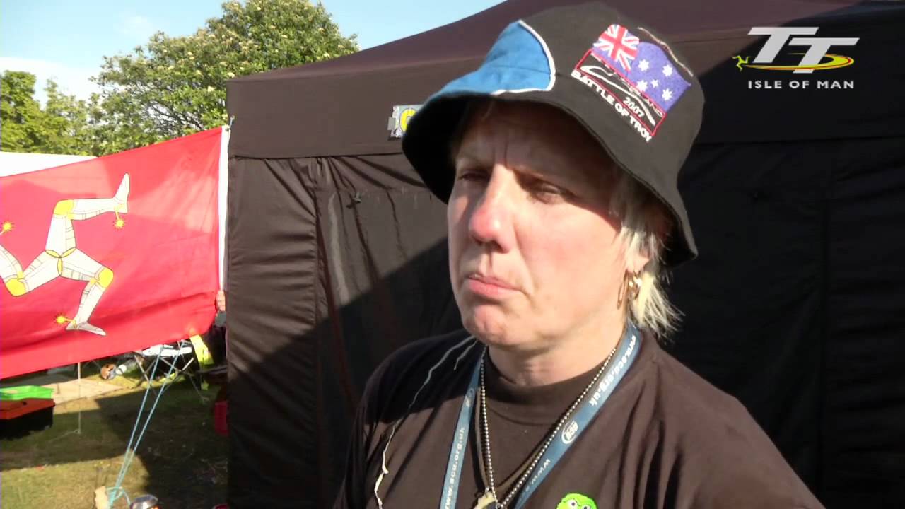Isle of Man TT 2012 - Sure Sidecar Race - Debbie Barron - YouTube