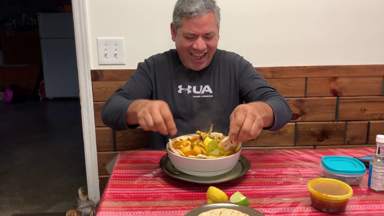 Sopa De Mojarra - YouTube