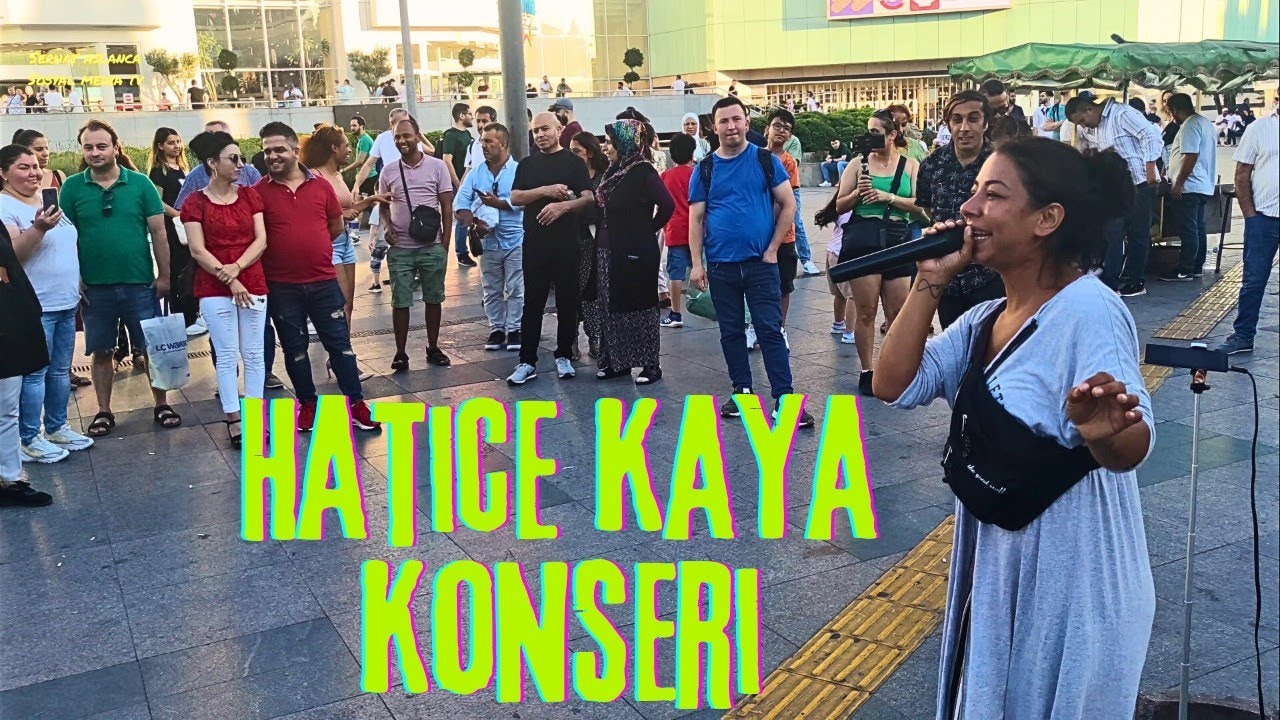 Hatice Kaya Açıkhava Konseri Verdi | Mavi Mavi - YouTube