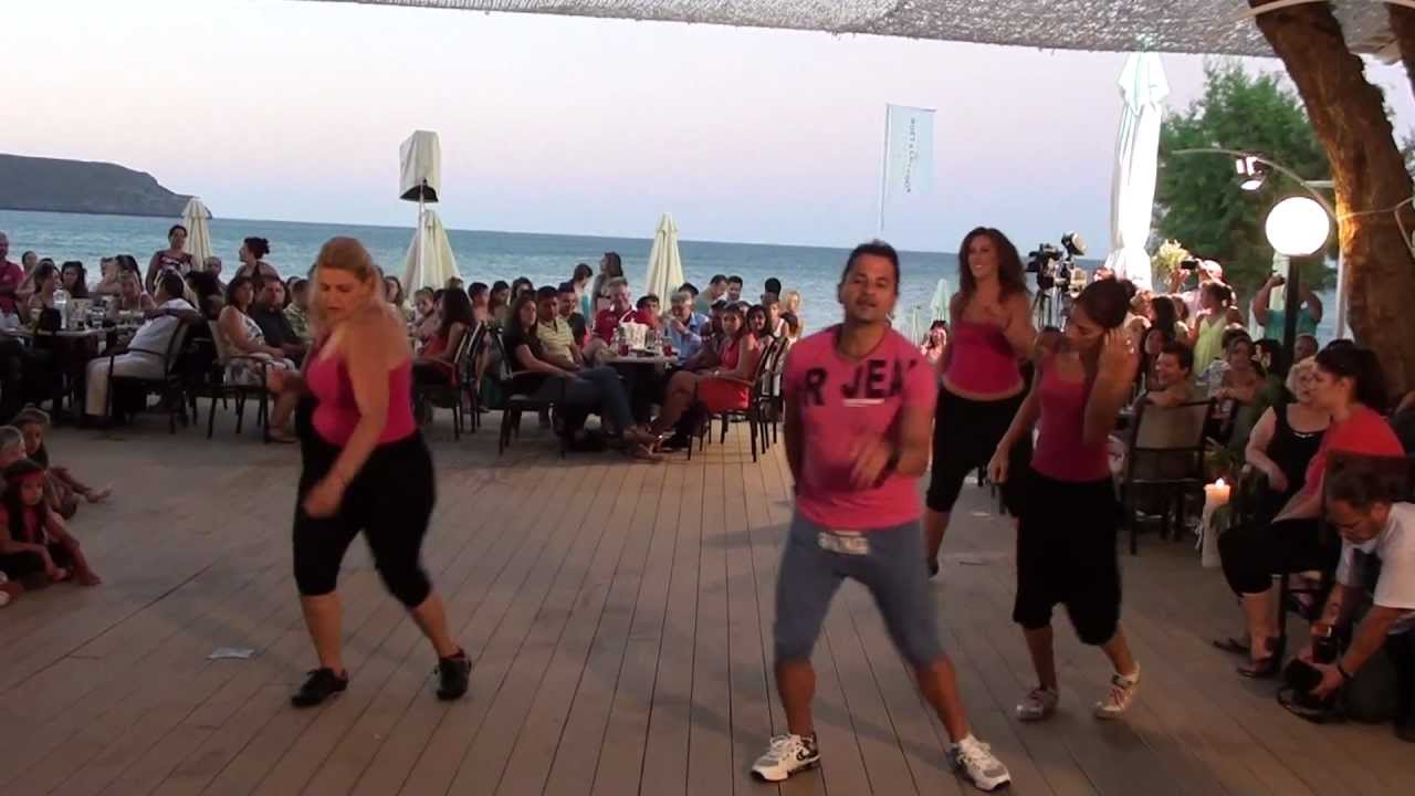 Zumba Brazil 2012 Xorotexno - YouTube