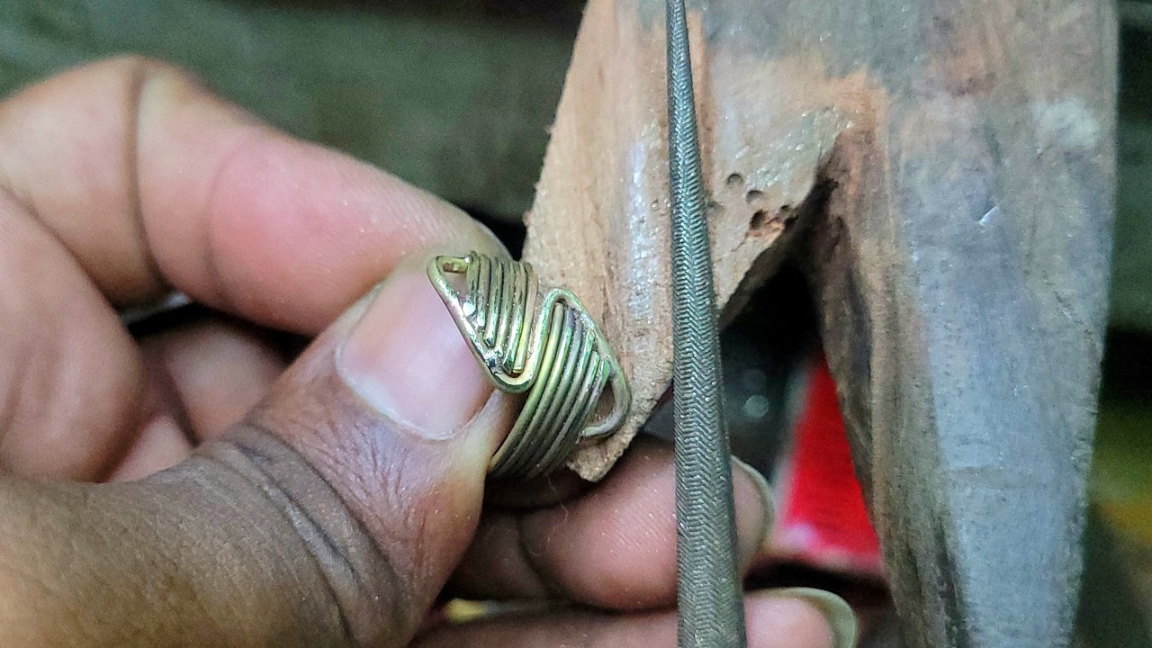 New design twisted ring making process ! How to make a ring with wire ...