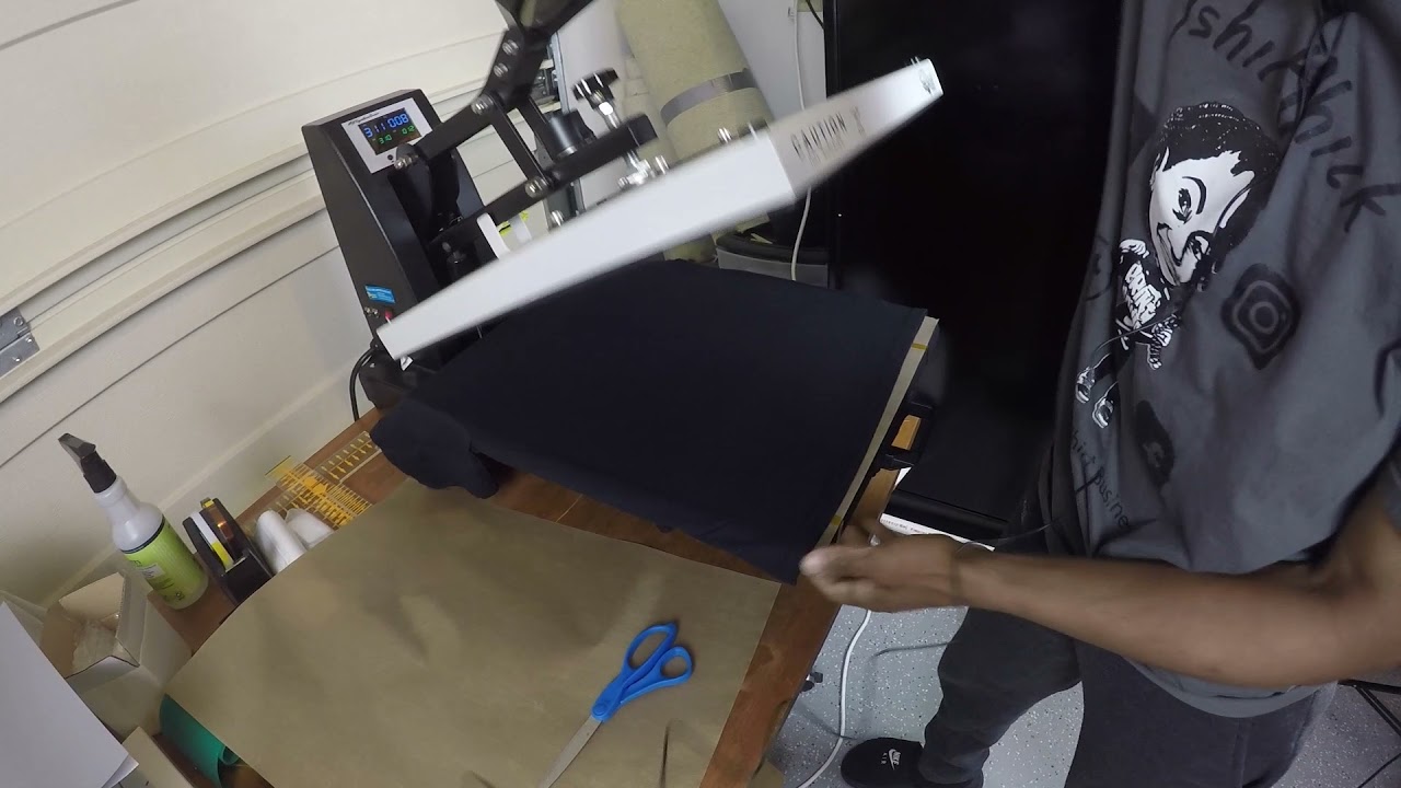 143 Vinyl Unboxing and Test Print - YouTube