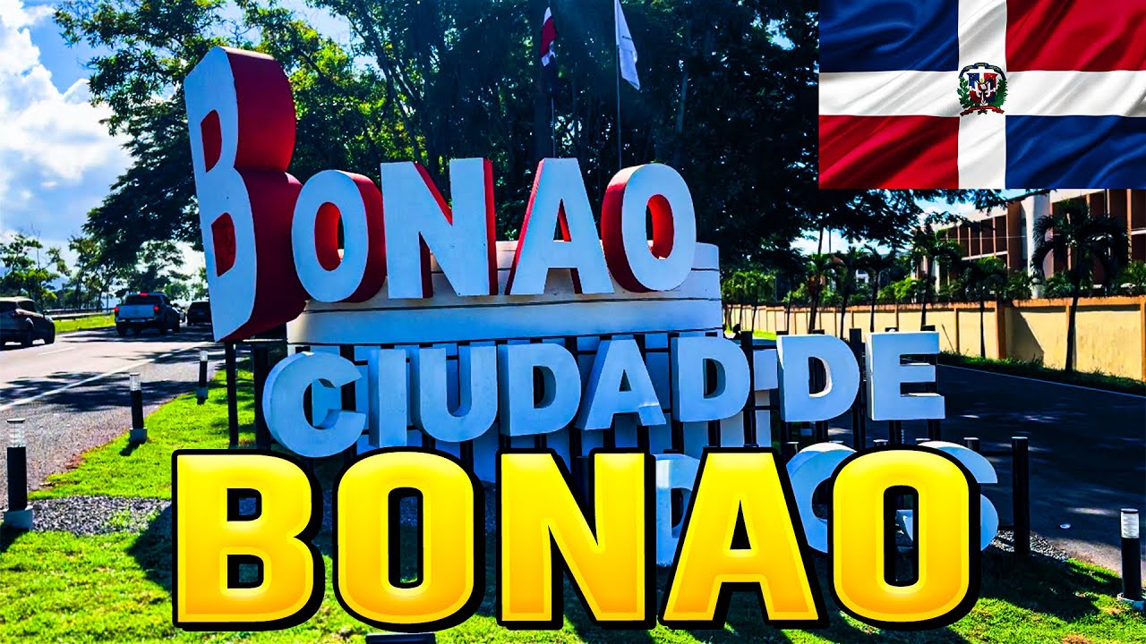 Walking the streets of Bonao | Dominican Republic - YouTube
