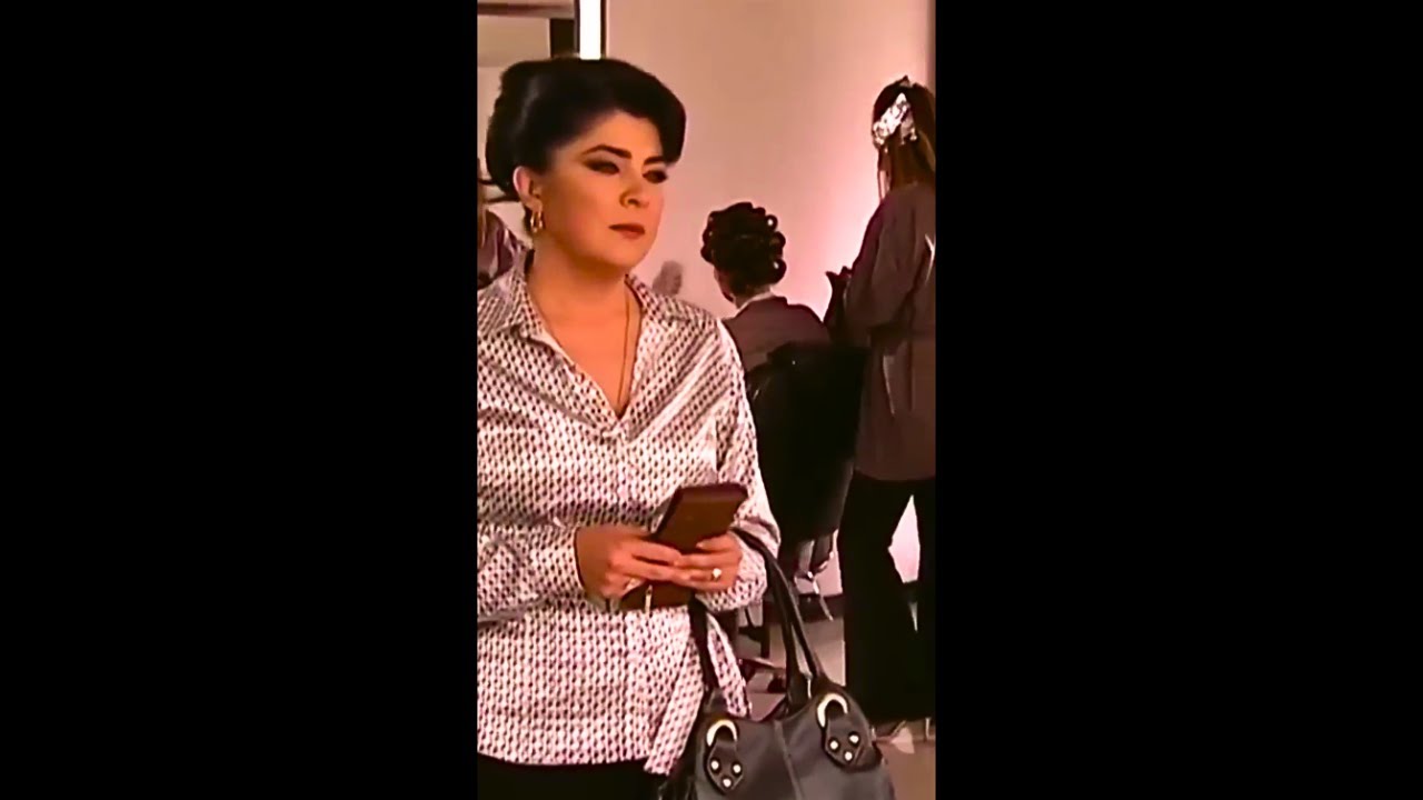 👯 Victoria Ruffo Simplemente Maria MOMENTO FAVORITO #mmntfvrit - YouTube