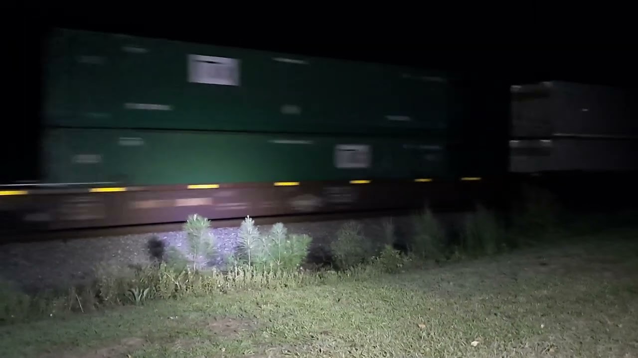 KCS 3919 leads 24E through Pell City, AL 8/27/21 - YouTube