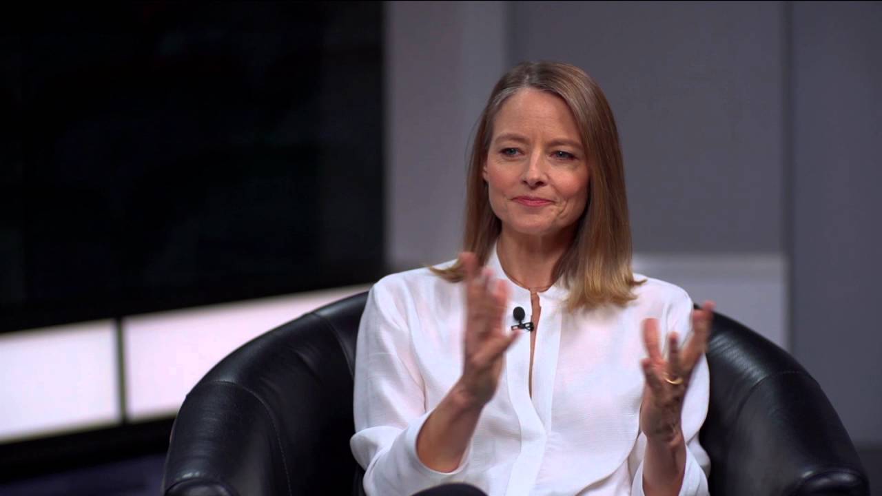 Jodie Foster Interview With What The Flick?! - YouTube
