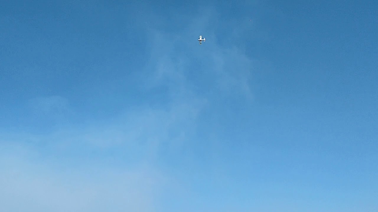 Timber x doing some knife edge flight - YouTube