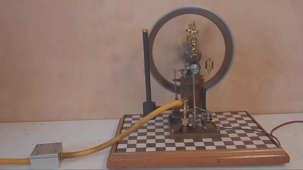 Building a model Otto gas engine - YouTube