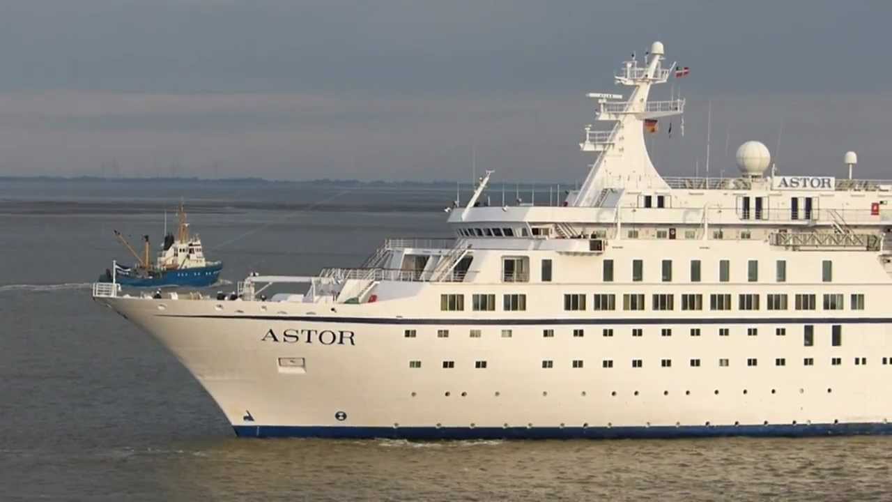 MS ASTOR in Bremerhaven, 16.07.2012 Columbus Cruise Center - YouTube