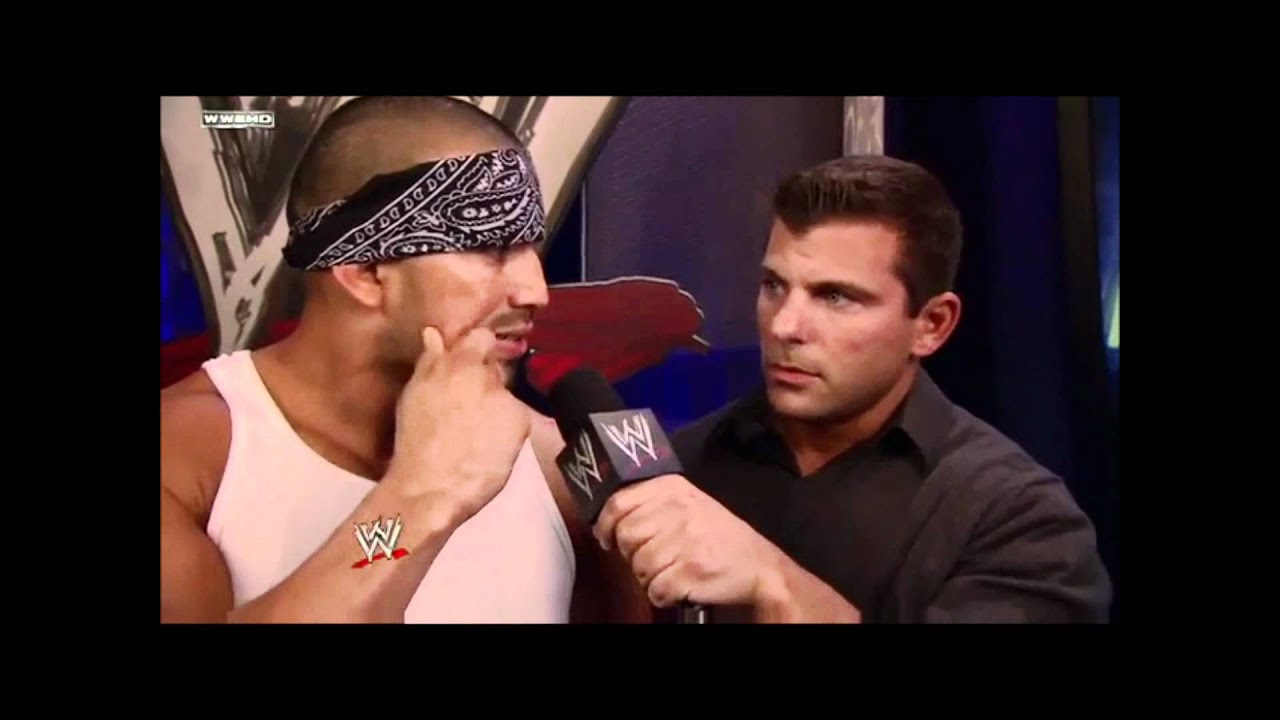 SmackDown: Hunico reveals his face - YouTube