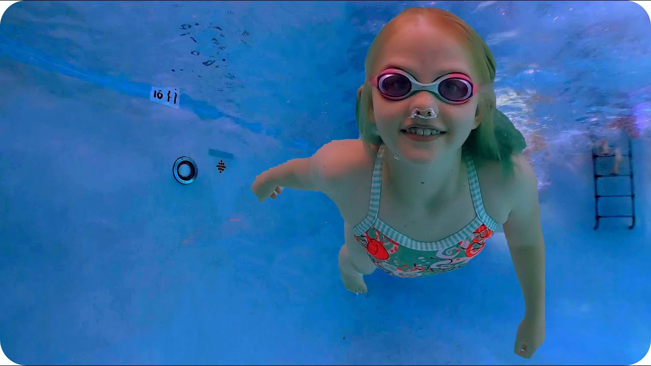Beauty Lives in the Swimming Pool - YouTube