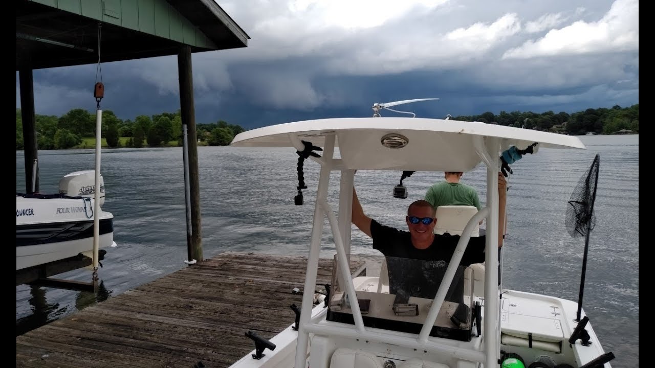 Episode 6 - Smith Mountain Lake, VA - Dive for Sunken Boat - YouTube