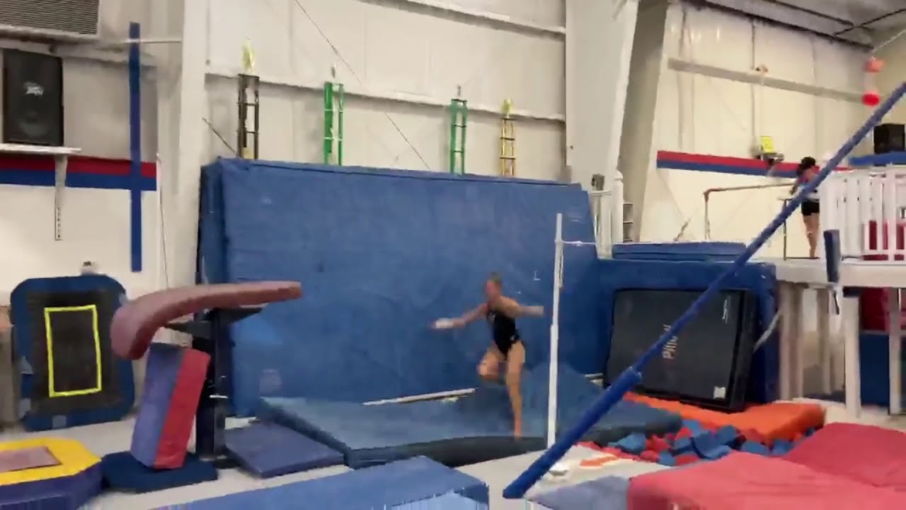 Hannah Drielick - L10 - 2022 - Oct VAULT - Yurchenko Layout Full - Tuck ...